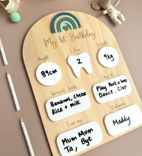 My 1st Birthday Board - Blue Rainbow - Luma Light – Peppa Penny
