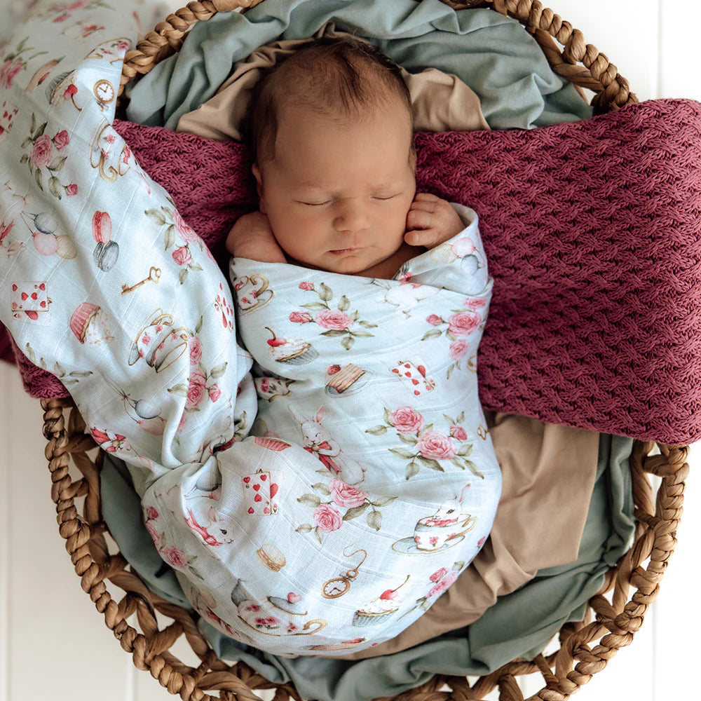 White Rabbit Organic Muslin Wrap - Snuggle Hunny - DISCOUNTED